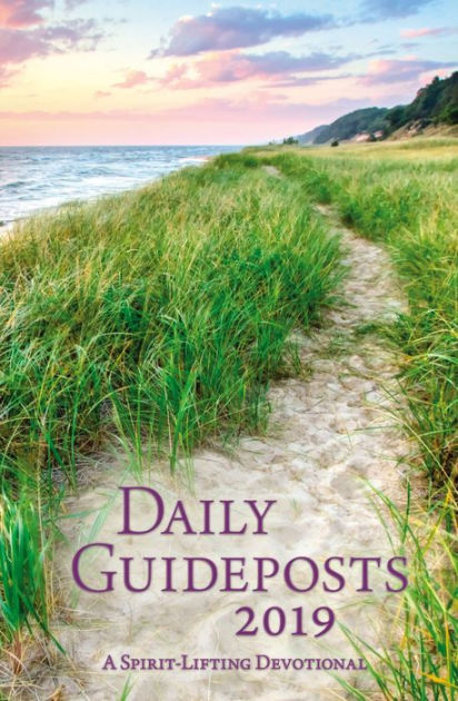 Daily Guideposts 2019: A Spirit-Lifting Devotional by Guideposts ...